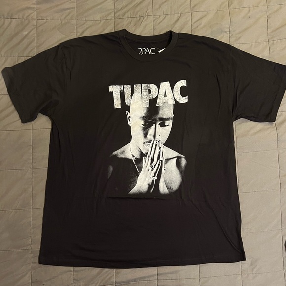 2Pac | Shirts | Tupac Praying Hands Tee | Poshmark